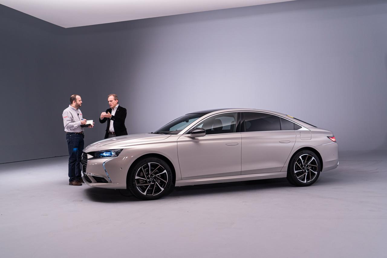 DS9 (2021). A bord de la grande berline DS