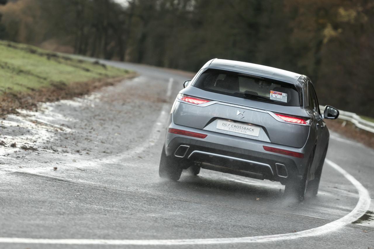 Photo 8 - ds7 crossback e-tense 4x4 sur circuit - DS7 Crossback E-Tense ...
