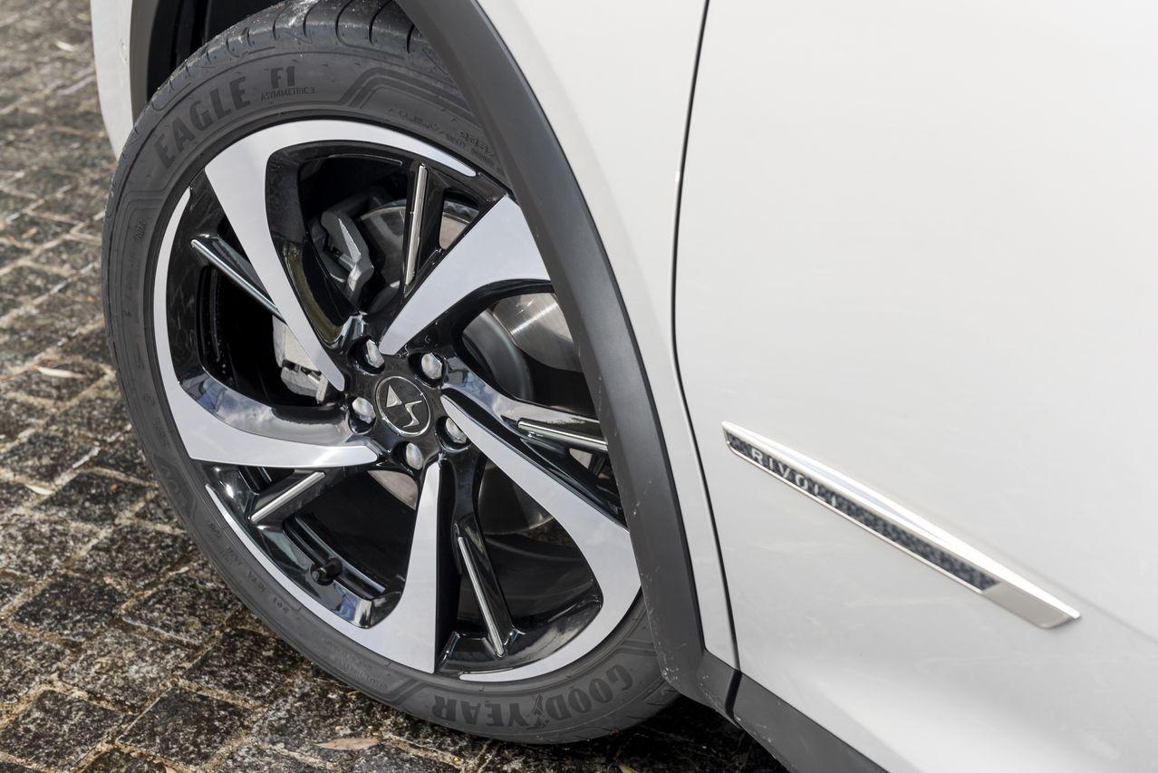 Photo 53 - jante 20'' DS7 - Essai DS7 Crossback E-Tense 4x4, notre avis sur l'hybride rechargeable