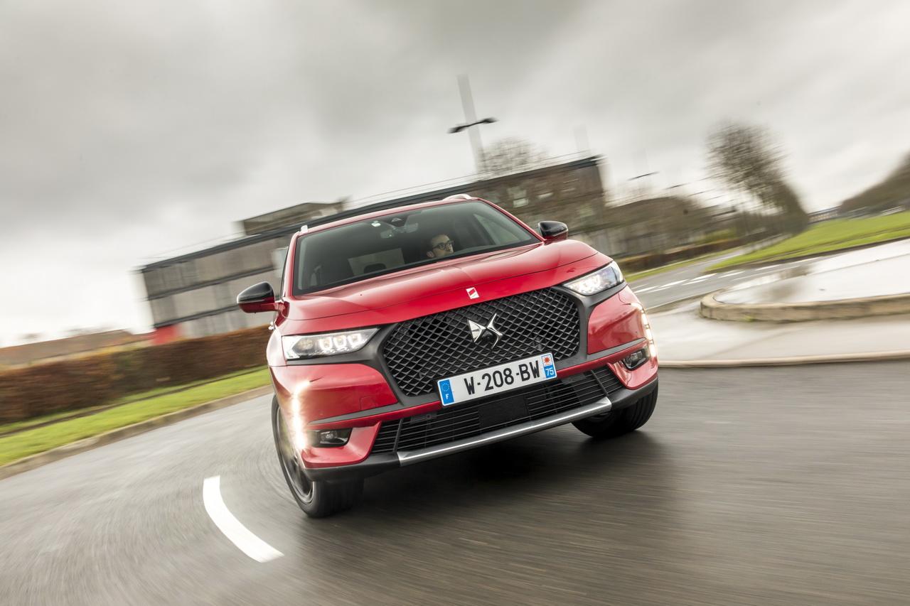 Photo 13 - vue avant ds7 crossback performance line + rouge - Essai ...