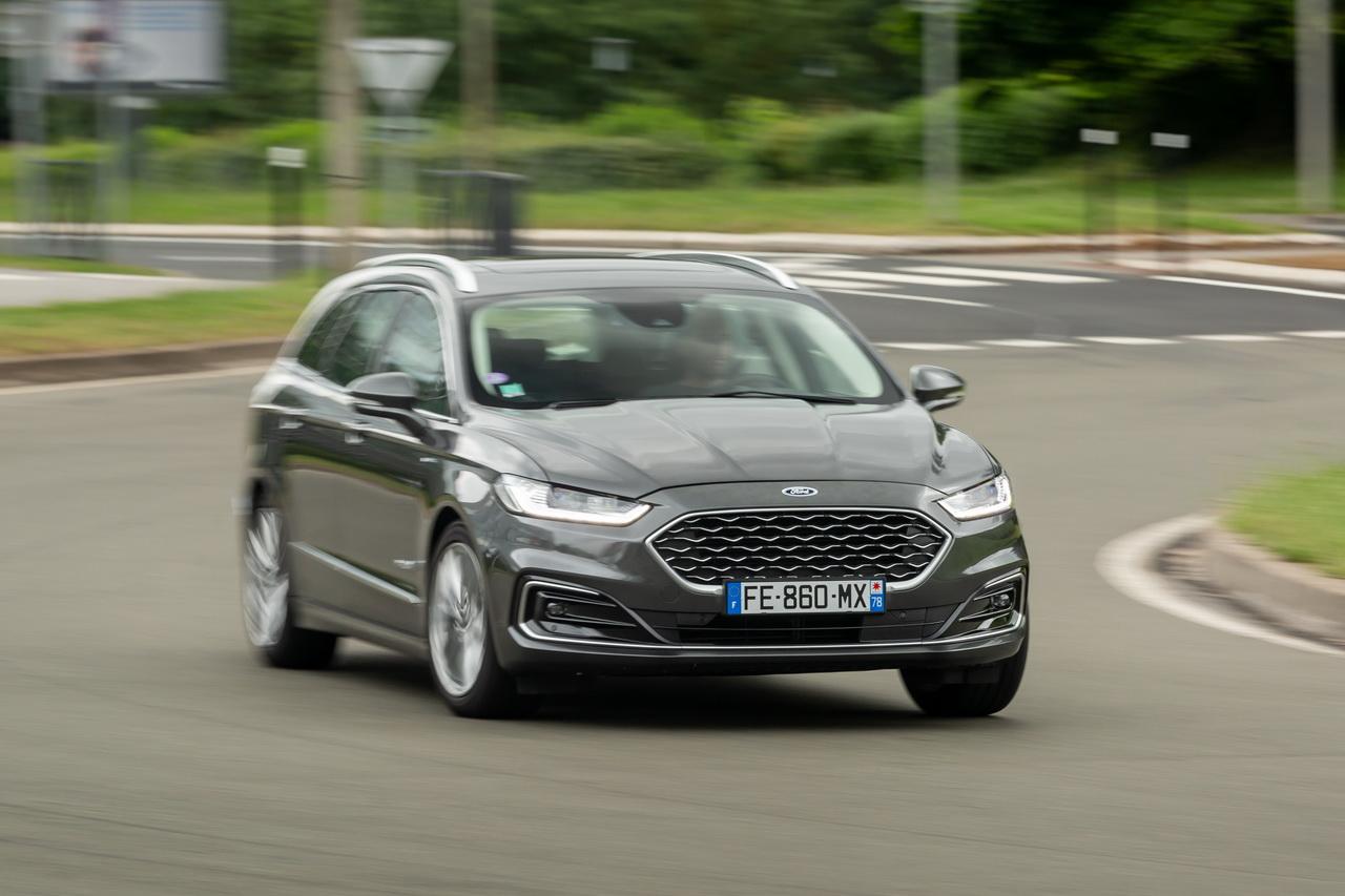 Essai Ford Mondeo SW Hybrid : un break hybride essence à considérer