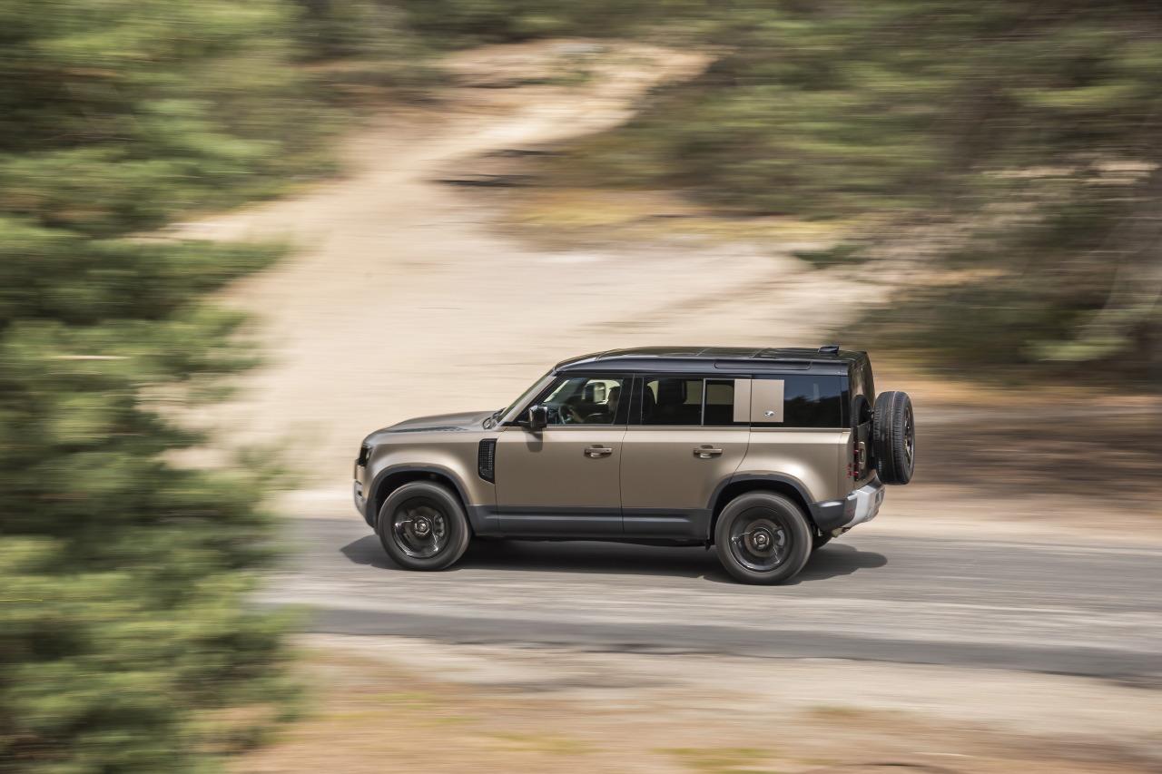 Photo 7 - Land Rover Defender 110 SE D240 - Essai Land Rover Defender ...