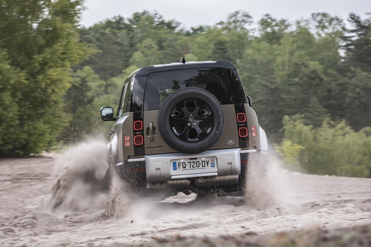 Photo 12 - Land Rover Defender 110 SE D240 - Essai Land Rover Defender ...