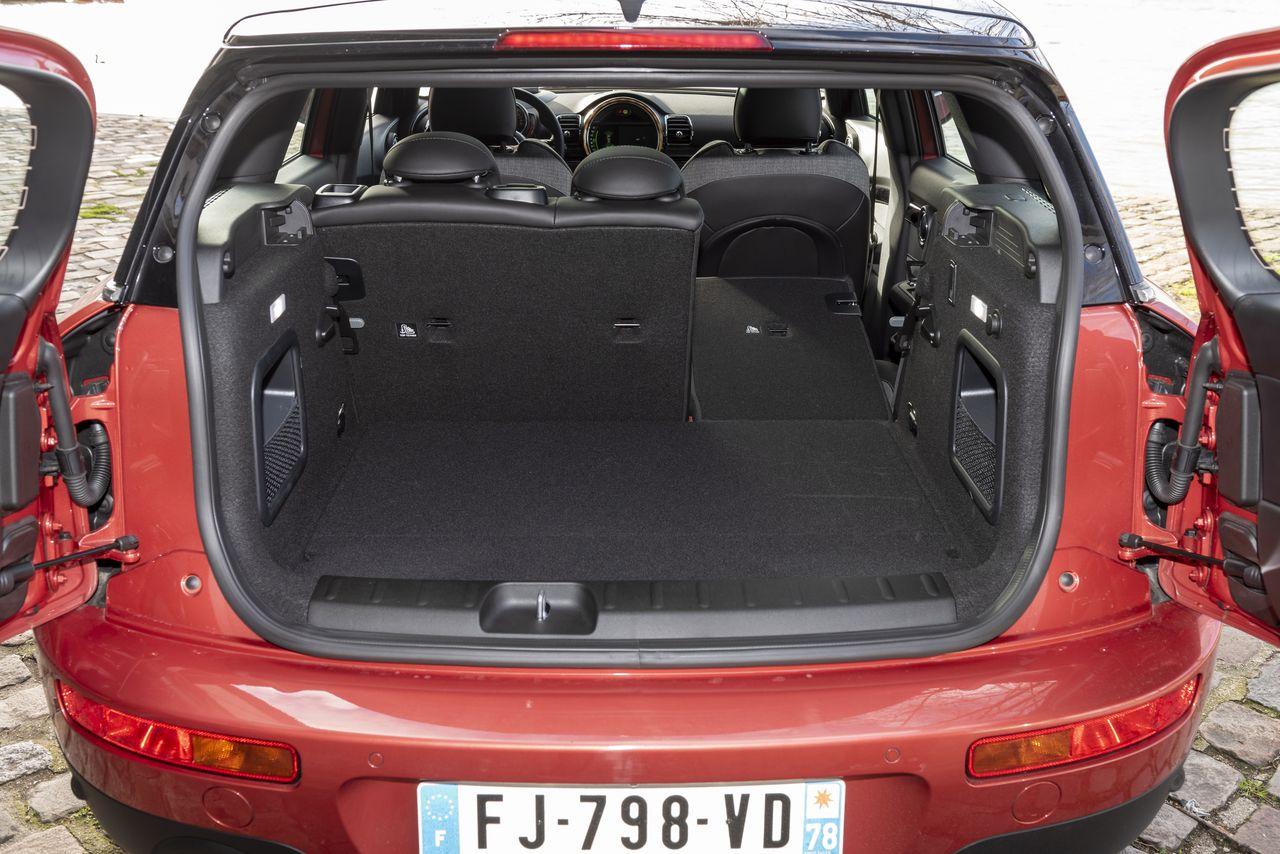Photo 38 - Coffre de la Mini break - Essai Mini Clubman Cooper DKG7 ...