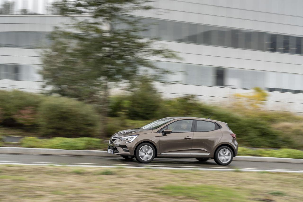 Photo 11 - renault clio 5 version base - Voitures françaises. Les ...