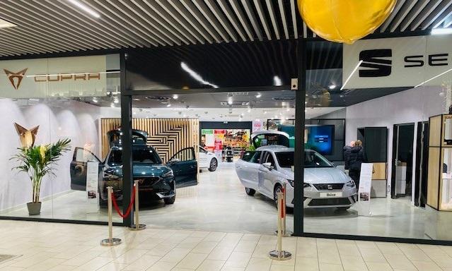 Diaporama et photos - Le groupe De Boussac ouvre un pop-up store Seat ...