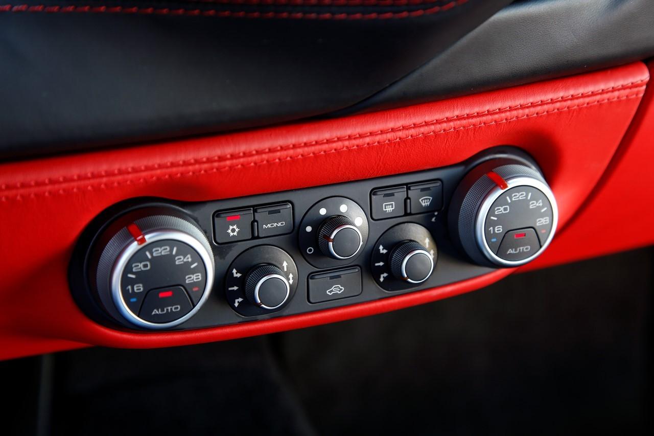 Photo 40 - Ferrari 488 GTB climatisation - Essai à Fiorano de la ...