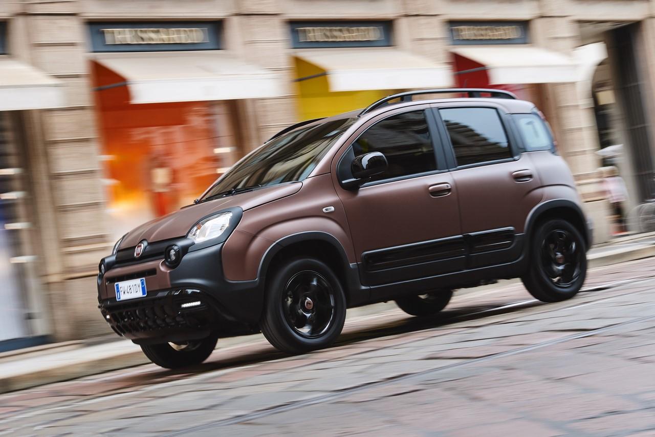 Diaporama et photos - Fiat Panda Trussardi (2019) : la citadine ...