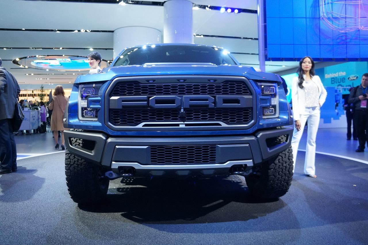 Photo 4 - Ford F-150 Raptor (2015) en direct de Detroit