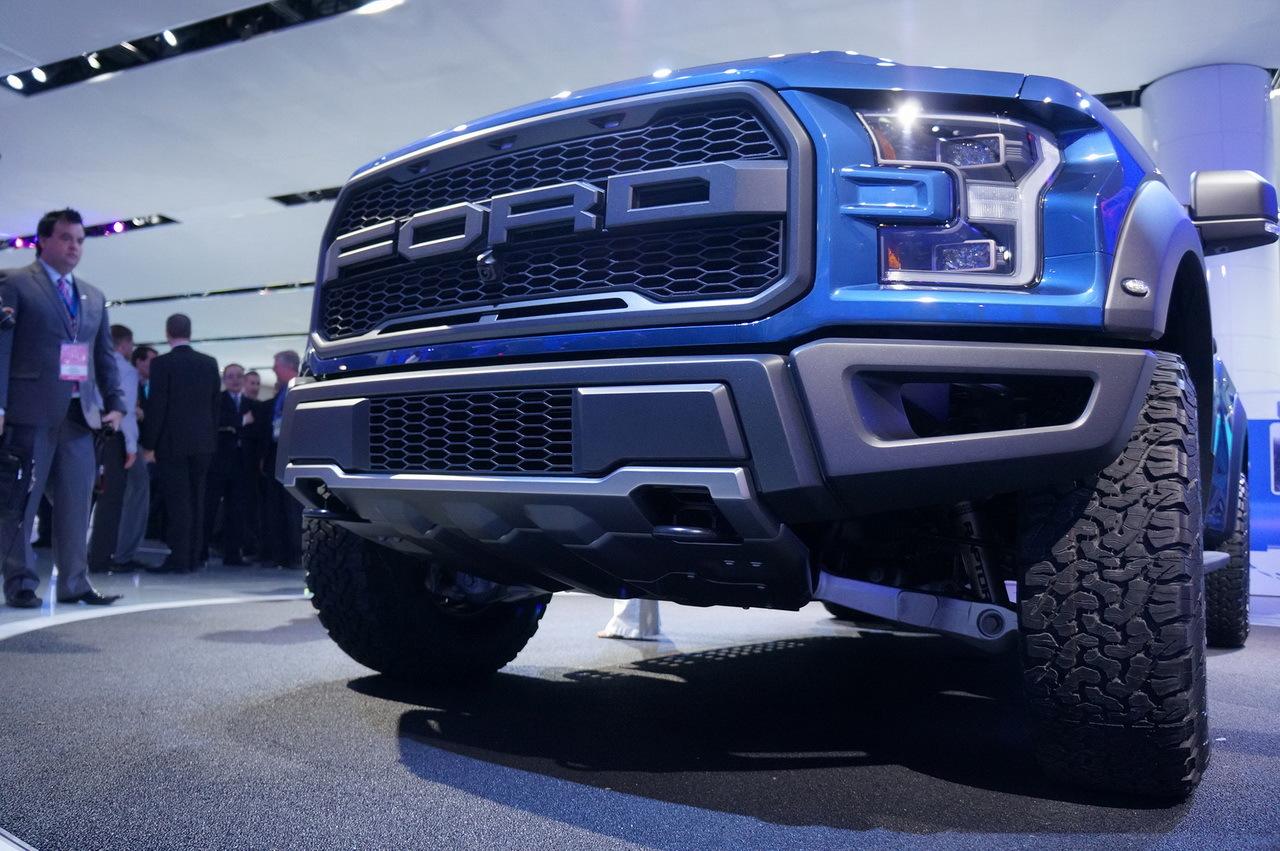 Photo 5 - Ford F-150 Raptor (2015) en direct de Detroit