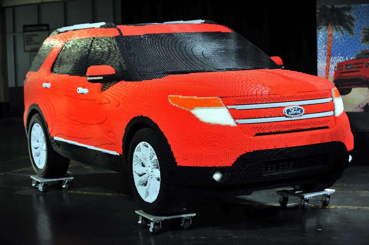 Photo 17 - Ford Explorer Lego - Lego. Quand les petites briques jouent ...