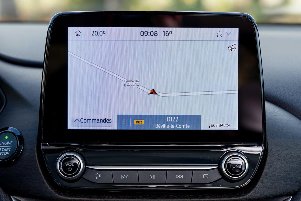 Photo 19 - GPS Ford Puma Ttanium - Ford Puma E85 contre Renault Captur GPL : quel carburant ...