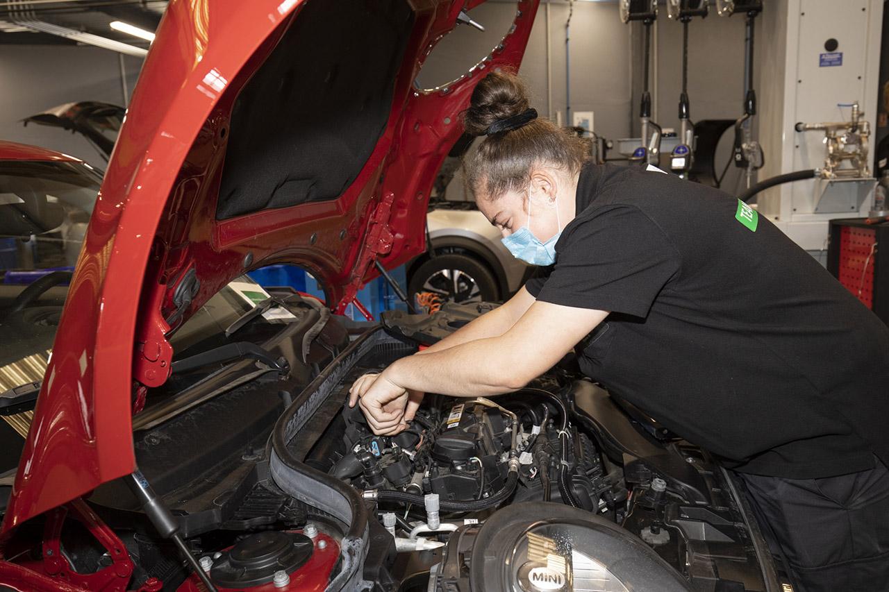 Photo 4 - garage revision atelier - Réparations automobiles. Le top ...