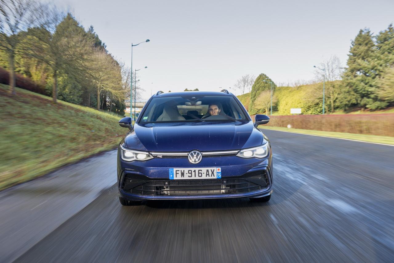 Photo 16 - golf r line - Guide d'achat Volkswagen Golf 8 : nos essais ...