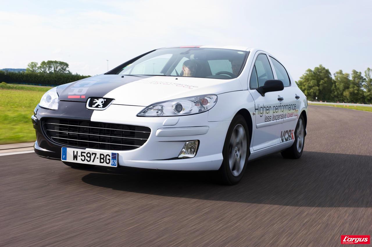 Premiers tours de roues du moteur à compression variable MCE-5