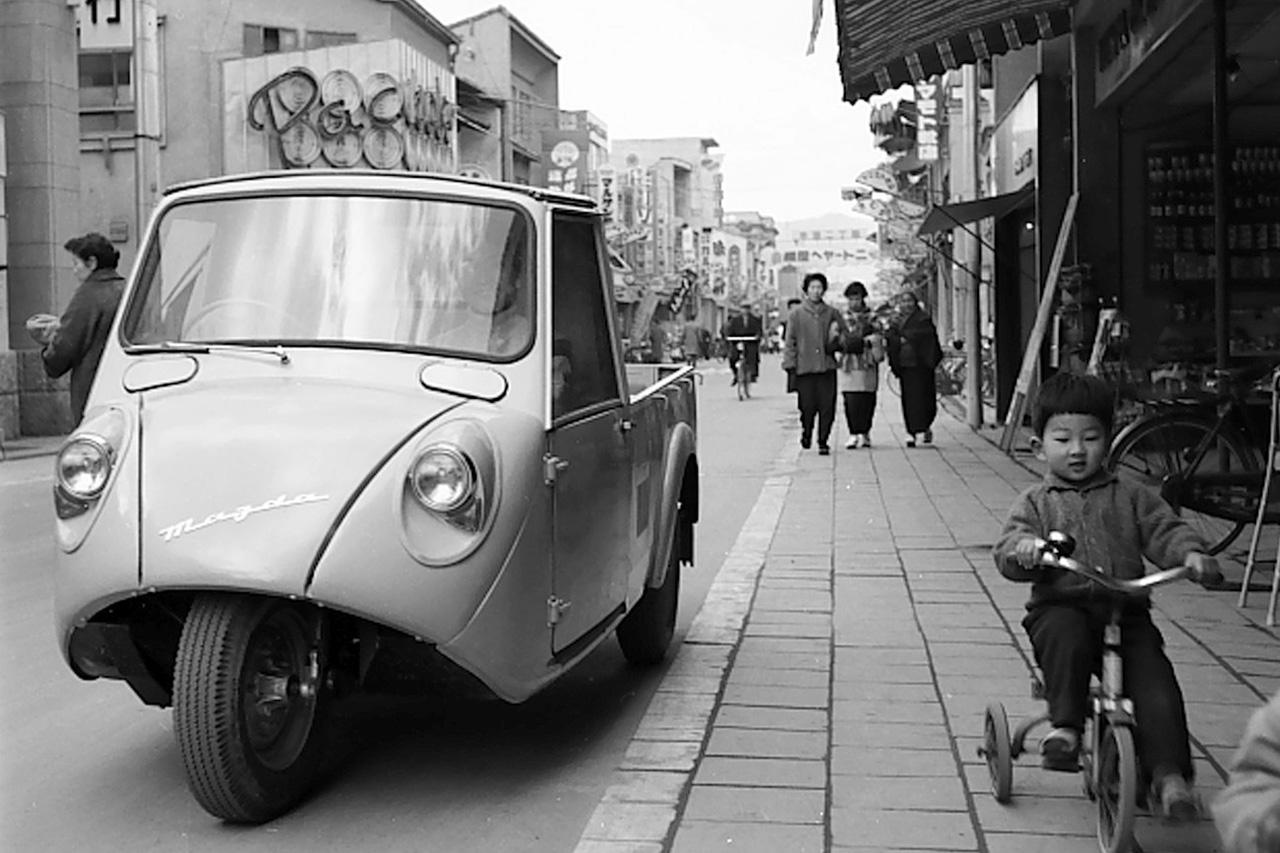 Photo 2 - Mazda Mazda-go - Mazda fête son centenaire en 2020