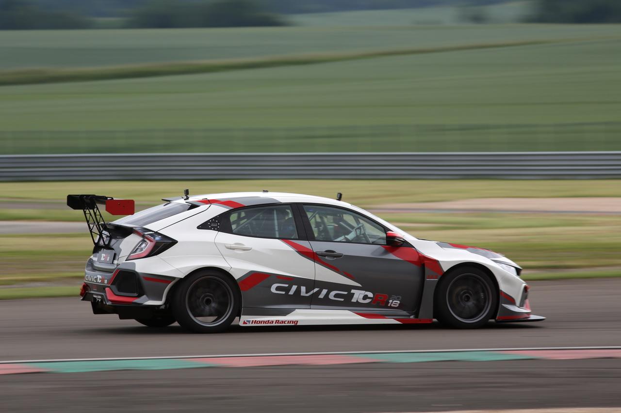 Photo 31 - Essai Honda Civic TCR : notre avis sur la Civic de course