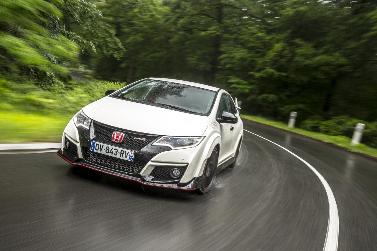 Photo 38 - Essai comparatif : Focus RS vs Civic Type R, le match des ...