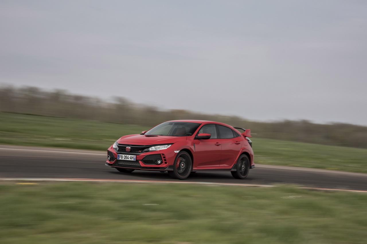 Photo 31 - Essai Mégane RS Trophy 300 vs Honda Civic Type R : le match ...