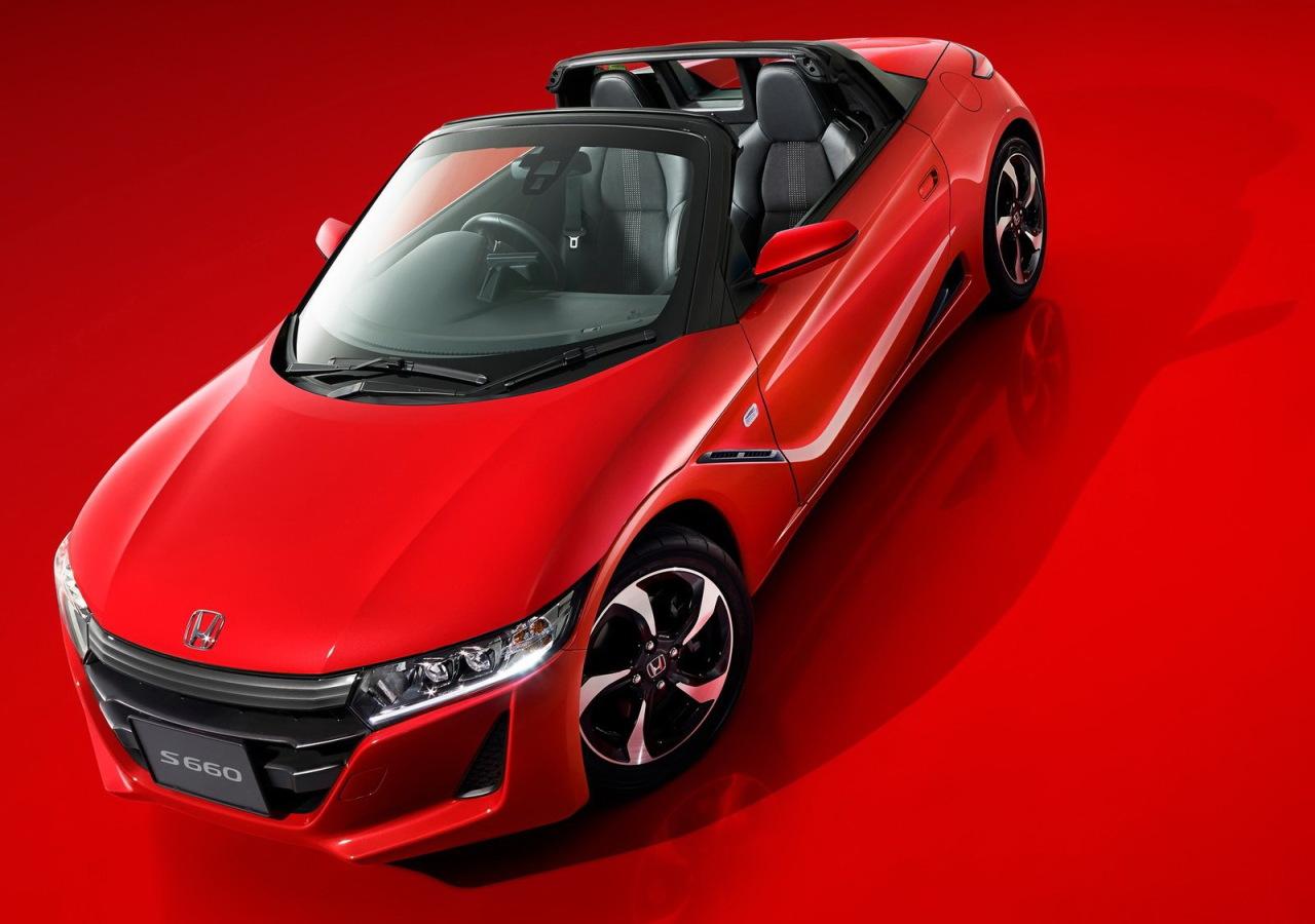 Photo 2 - Honda S660 rouge - Honda S660 (2015) : la version de série du petit roadster japonais