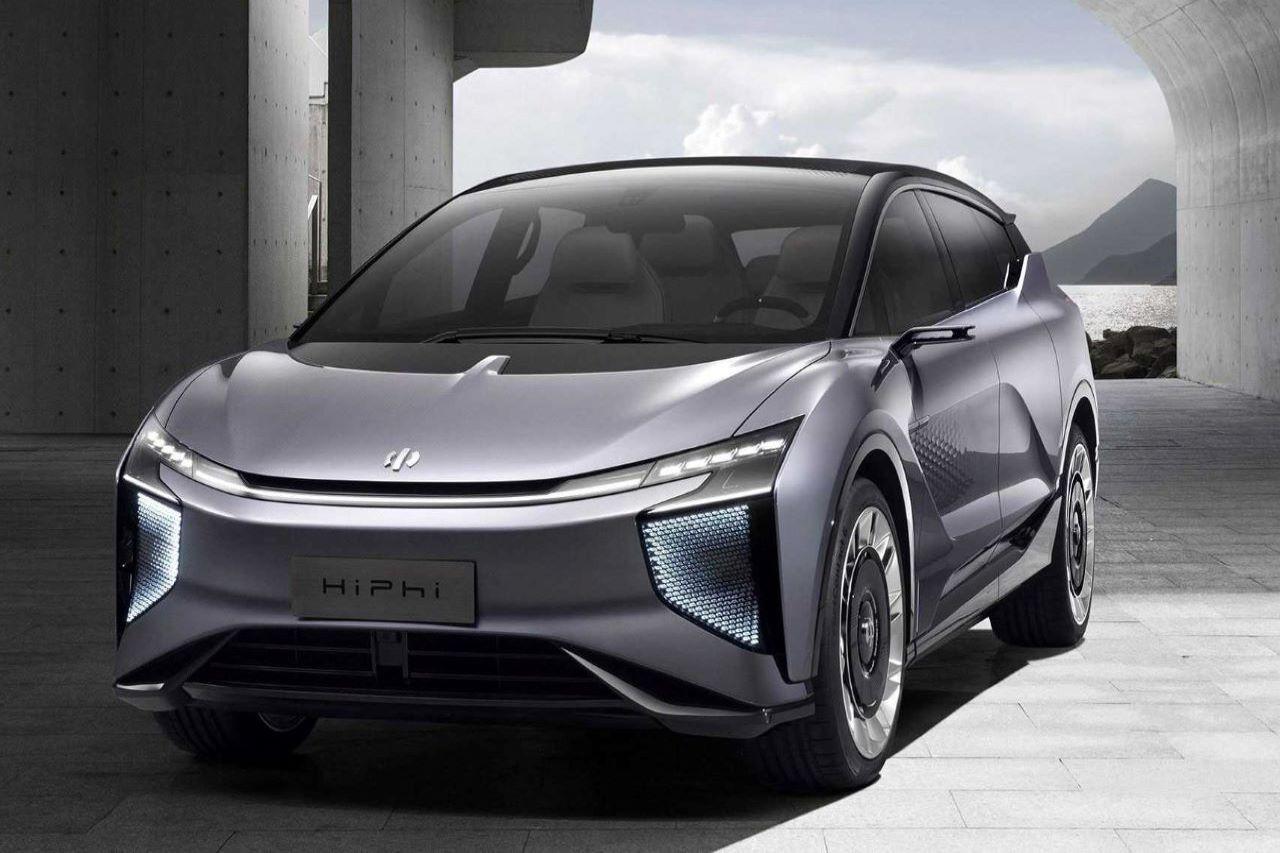 Photo 3 - modele suv hiphi X - Renault accusé injustement de plagiat pour le logo de Mobilize