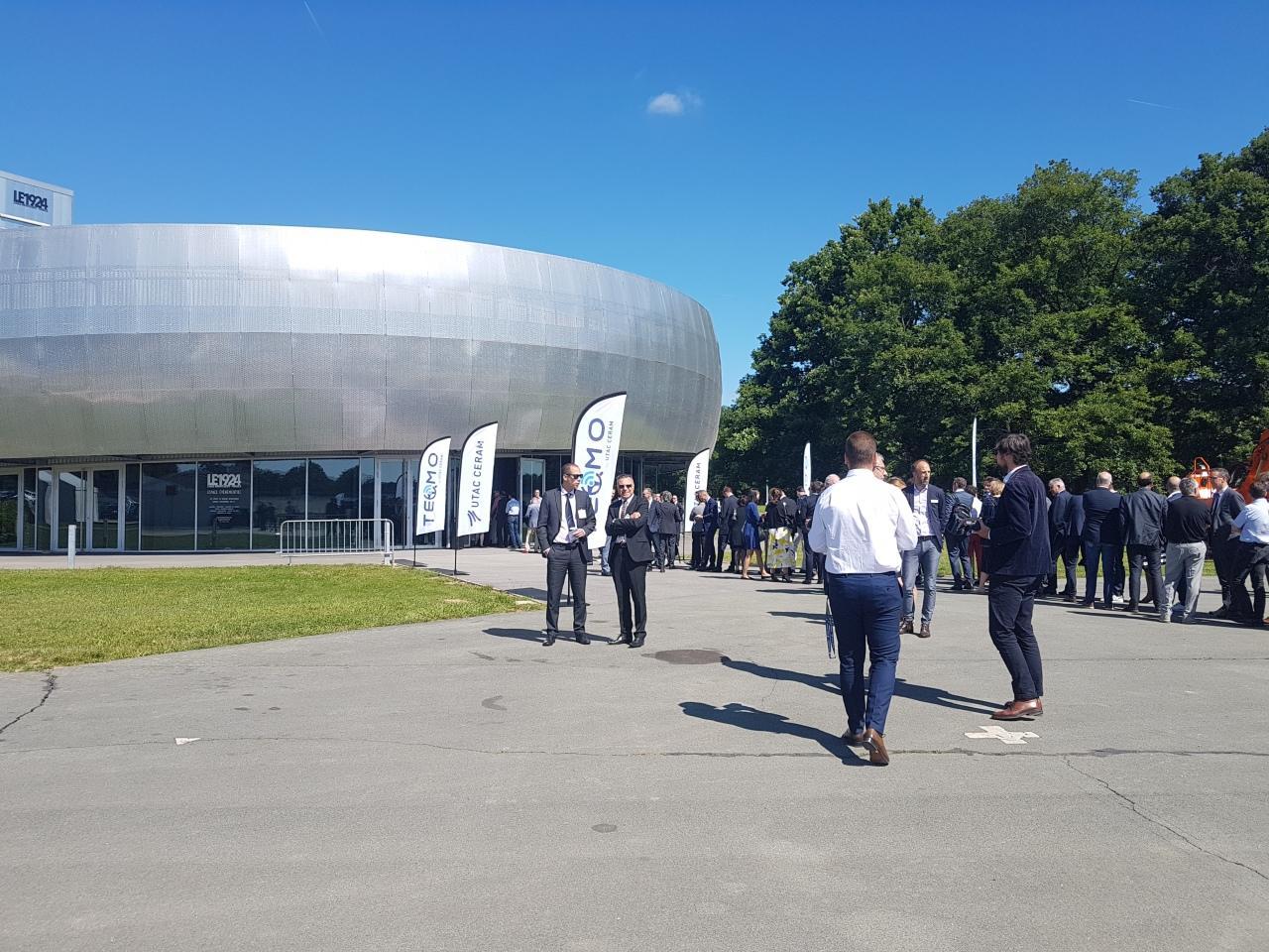 Photo 3 - inauguration teqmo linas montlhéry utac ceram - La France ...