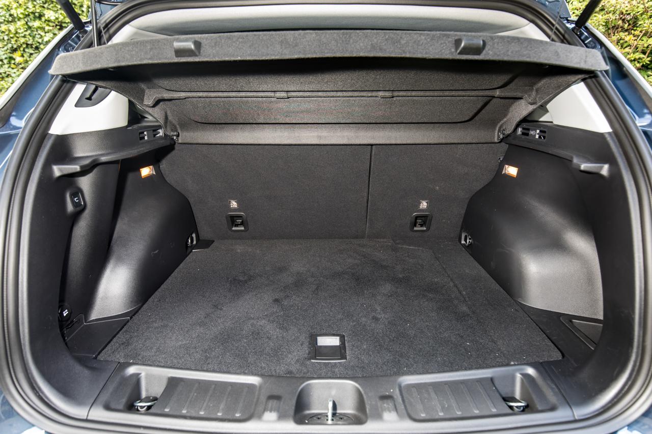 Photo 30 - jeep compass 2021 4xe coffre - Essai Jeep Compass restylé ...