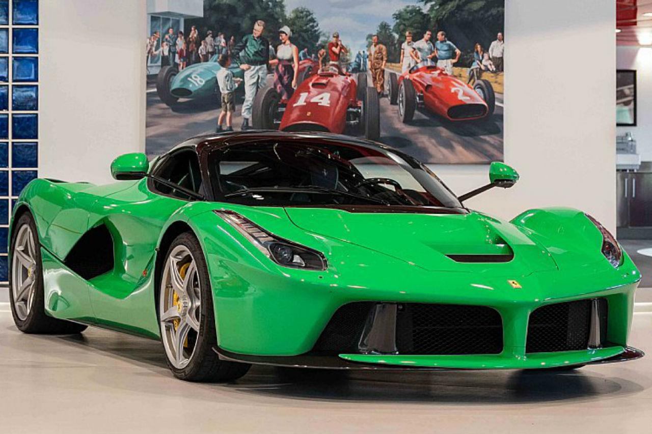 Diaporama et photos - Ferrari : une Laferrari verte en vente | L'Argus