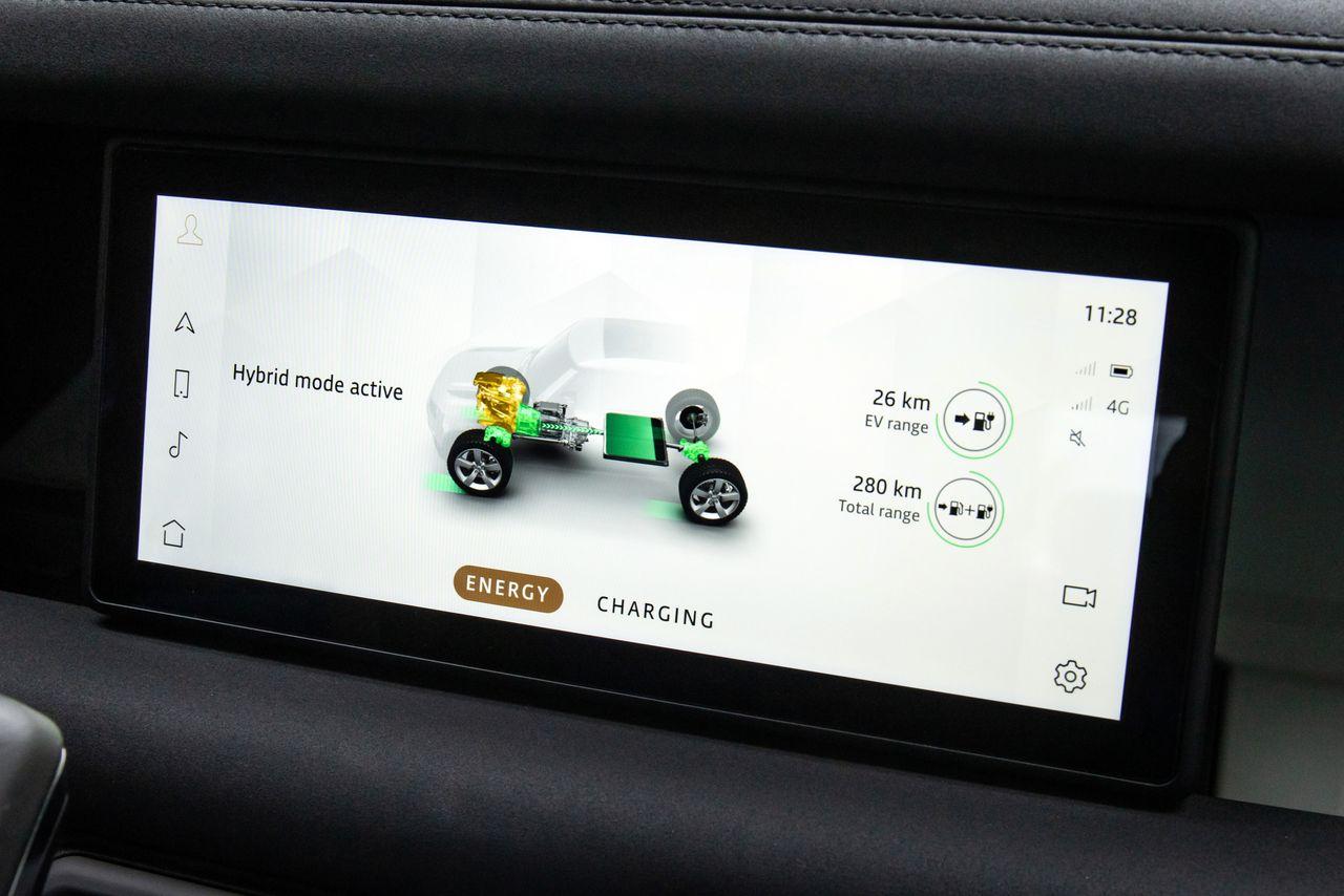 Photo 15 - Ecran Pivi Pro hybride - Essai Land Rover Defender 2021 ...