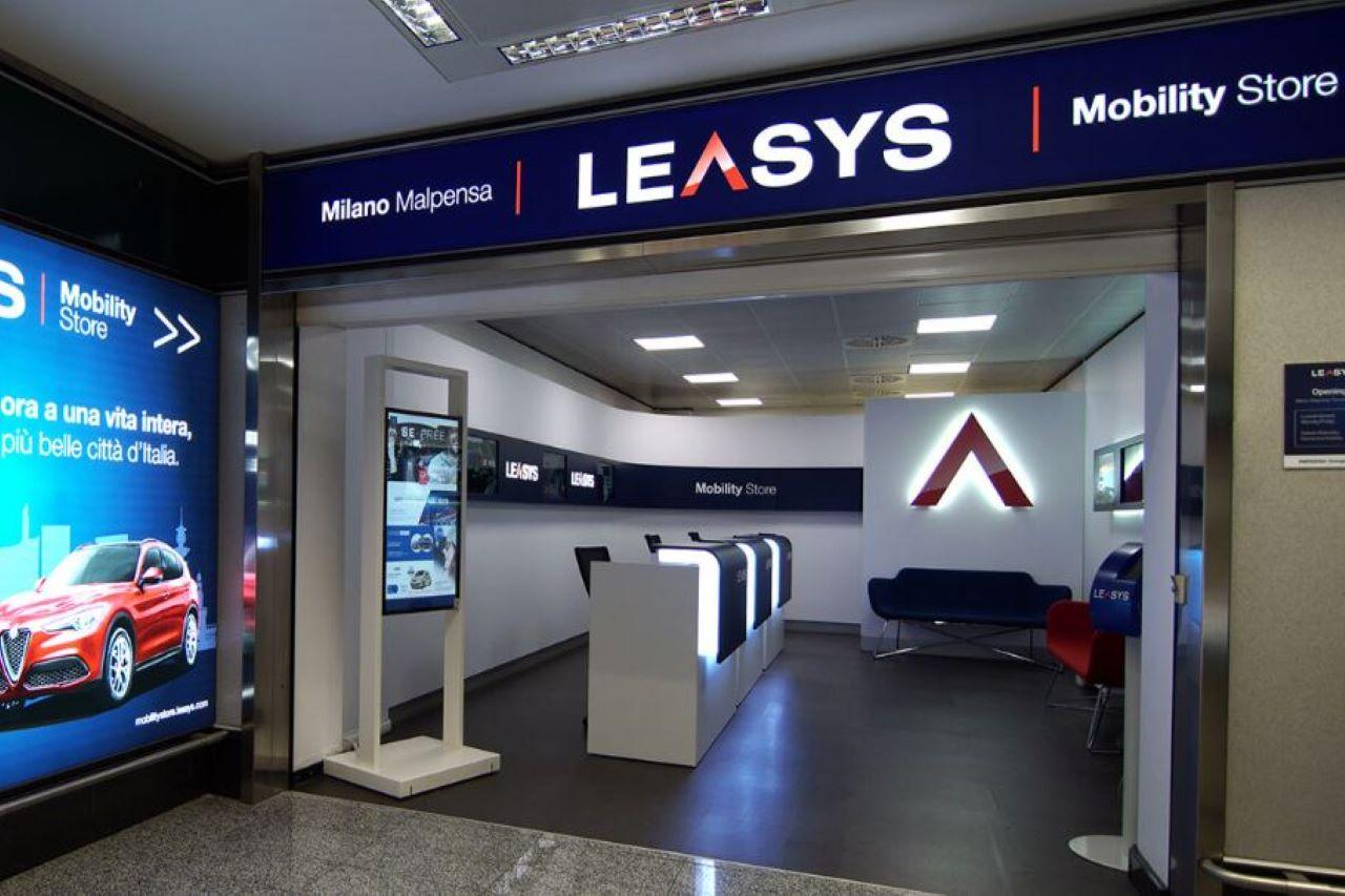 Diaporama et photos - FCA Bank et Leasys ouvrent leur premier Mobility Store en France | L'Argus