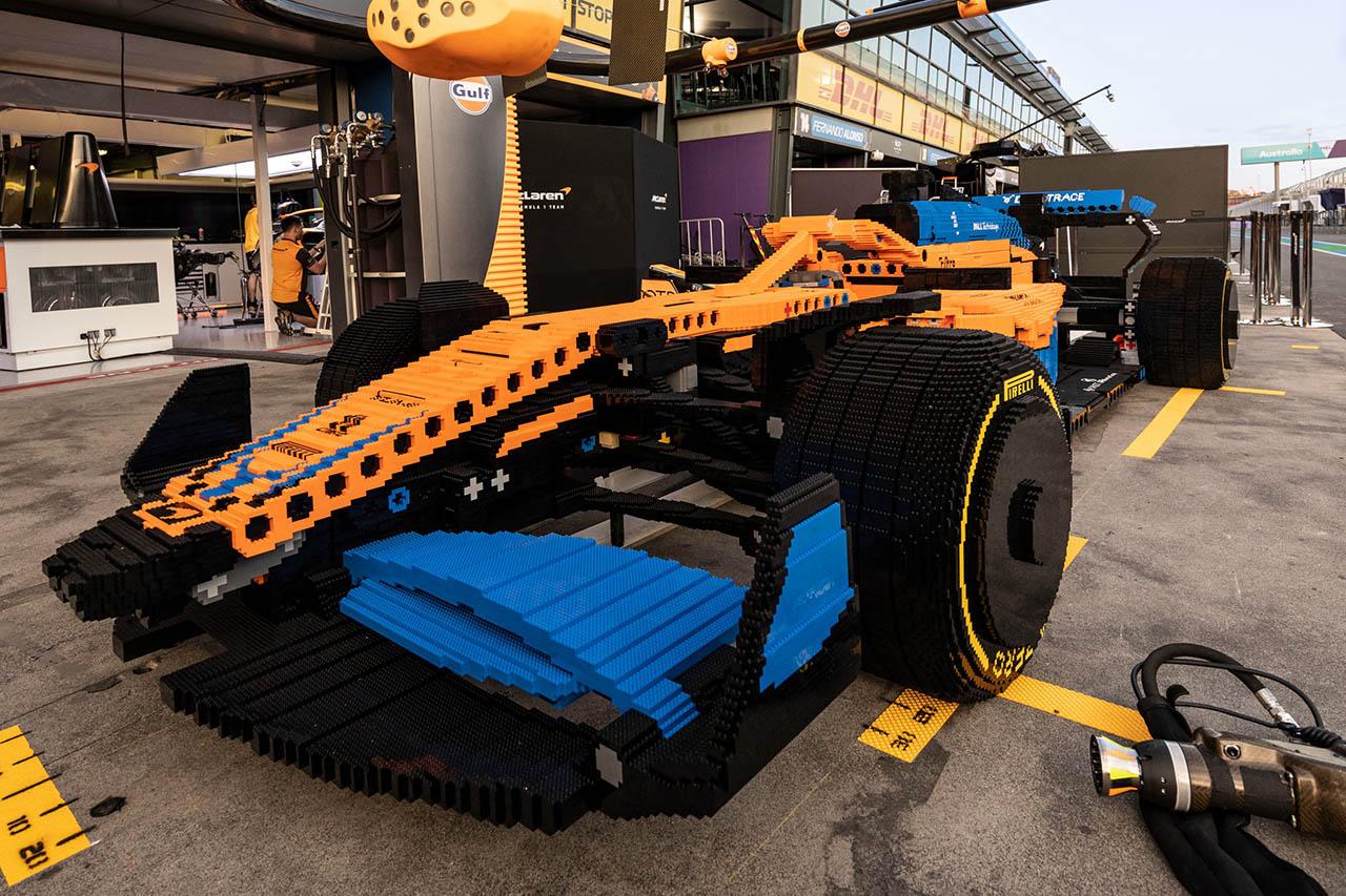 Photo 4 - McLaren MCL 36 Lego - Lego. Quand les petites briques jouent ...