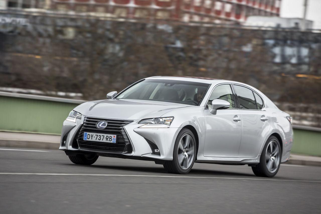 Fiche technique Lexus GS 300h