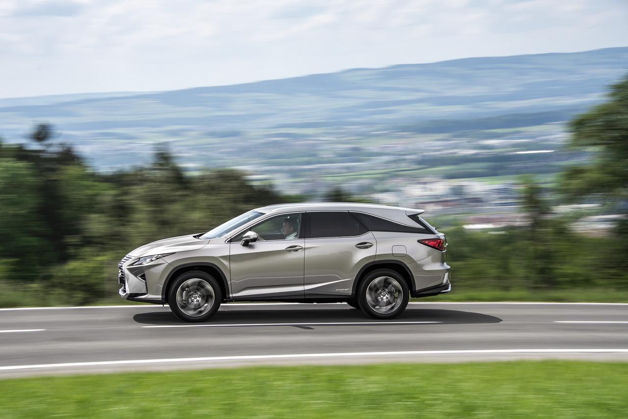 Photo 11 - Lexus RX 450h L (2018) : notre avis sur le premier Lexus 7 ...