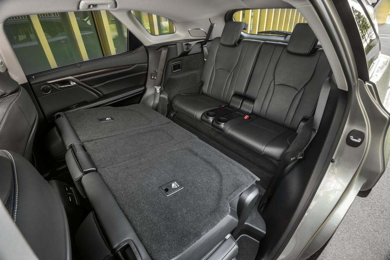 Photo 41 - Lexus RX 450h L (2018) : notre avis sur le premier Lexus 7 ...