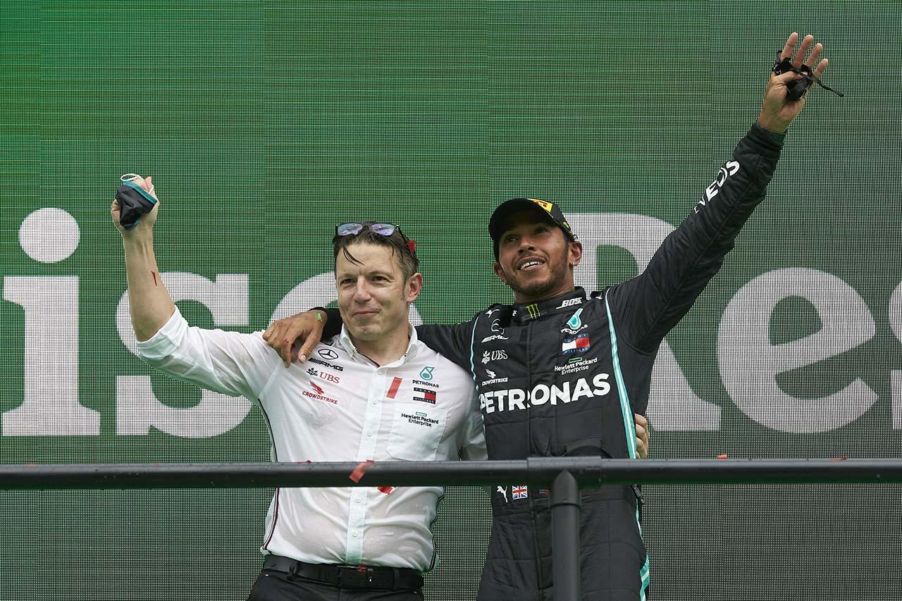 Photo 9 - Hamilton Bono F1 - F1. Tous les records de Lewis Hamilton