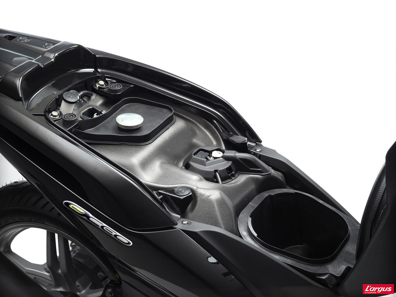 Photo 8 - MBK 125 Oceo : excellence urbaine