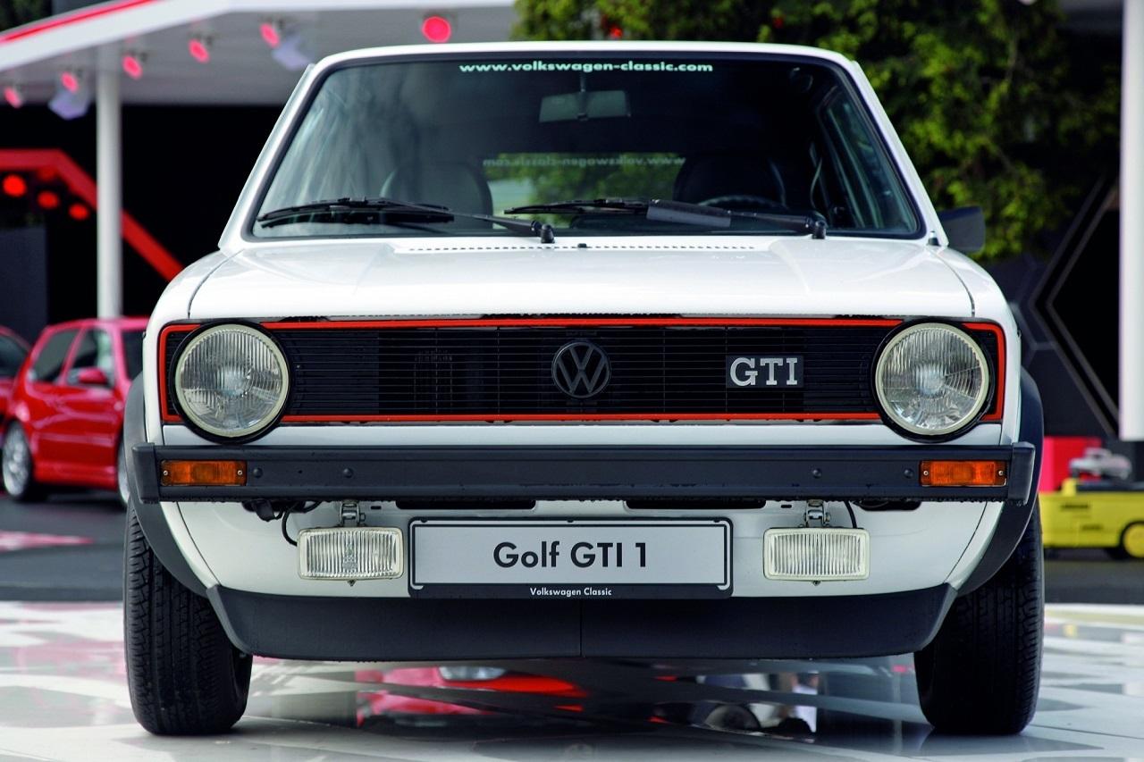 Photo 4 - Golf GTI MK1 face avant blanche - Volkswagen Golf 1976 - 2016 ...