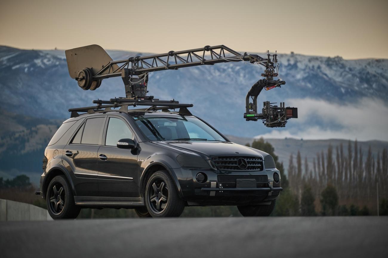 Photo 7 - Mercedes ML camera car - L'histoire des voitures-travellings ...