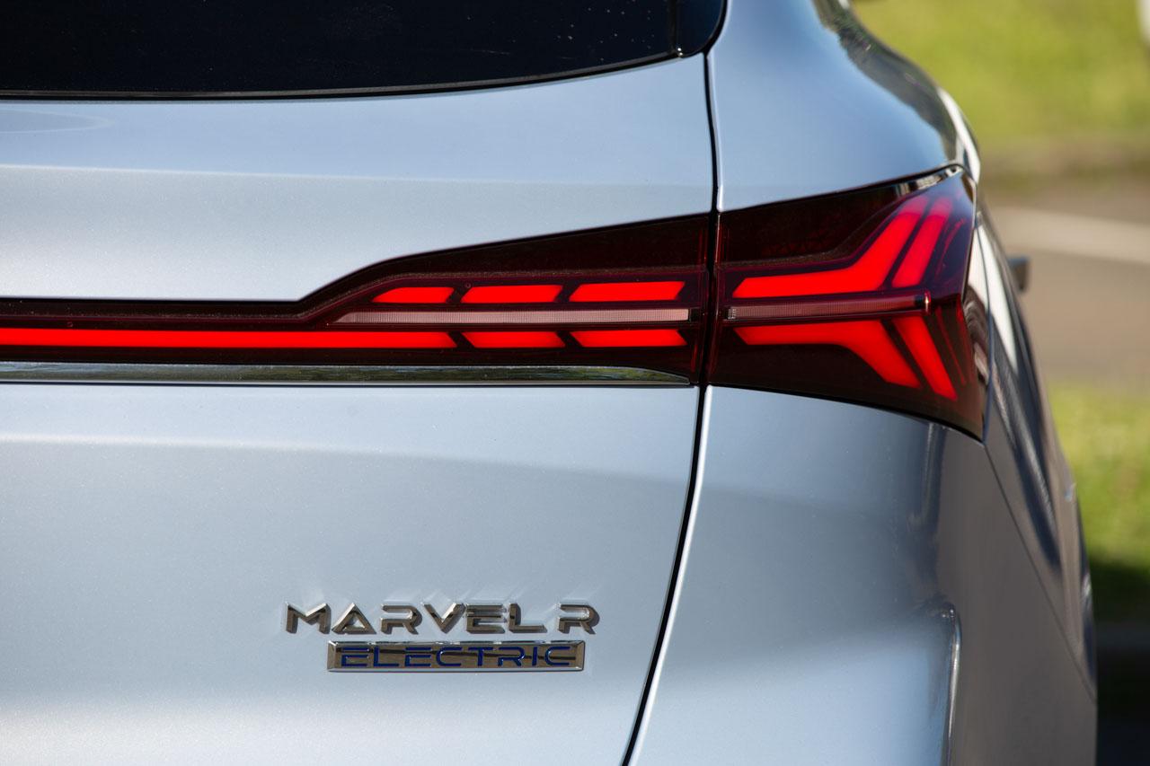 Photo 9 - mg marvel feux led - Essai MG Marvel R : opération séduction