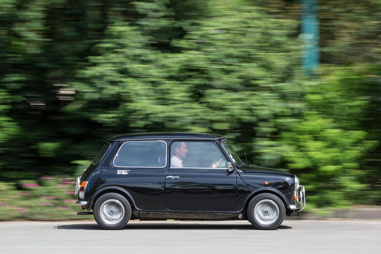 Photo 38 - Mini vs Mini : le choc des générations