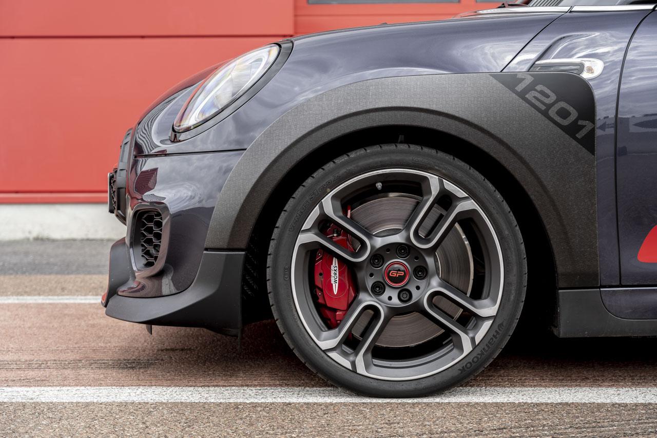 Photo 13 - Jante mini John Cooper Works - Essai extrême : la Mini John Cooper Works GP 3 ...