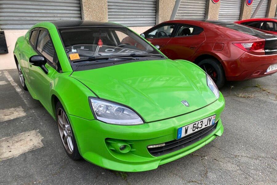 Diaporama et photos - Les stocks de la marque MPM Motors à vendre aux ...