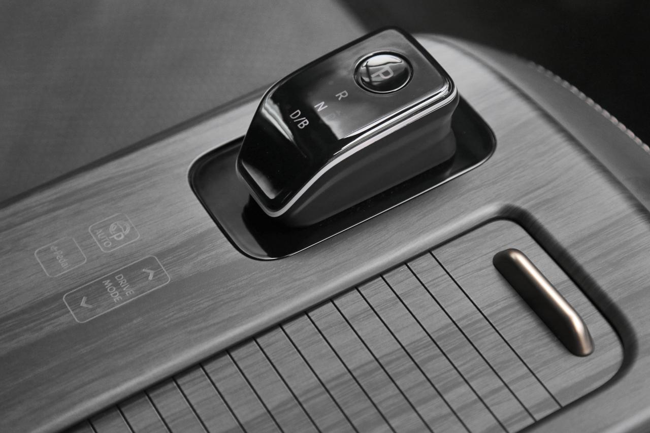 Photo 19 - Nissan Ariya sélecteur de marche - Nissan Ariya (2021). Le ...