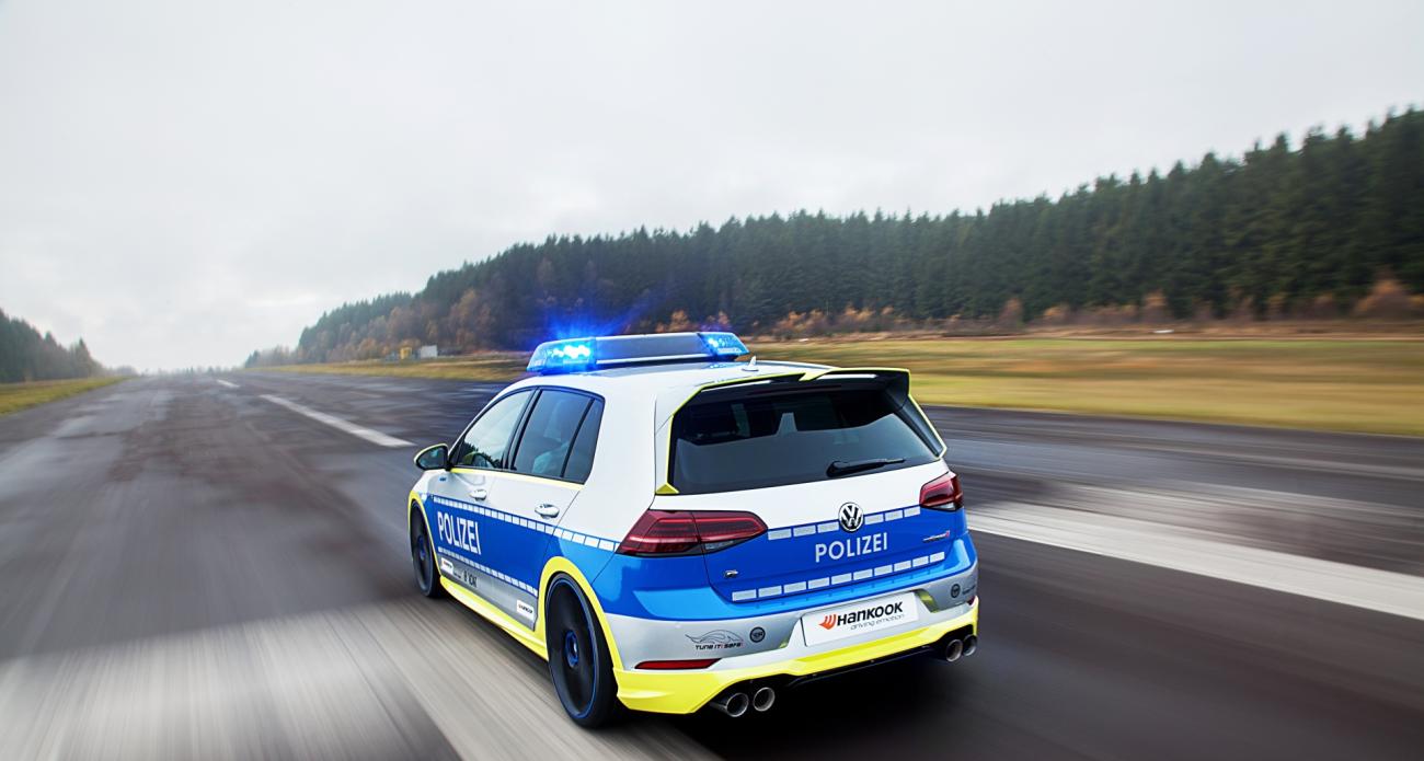 Photo 3 - Golf 7 400R Oettinger Police - Les Volkswagen Golf ...