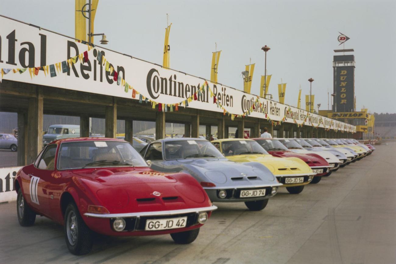 Photo 6 - Opel GT - Opel GT : la mini-Corvette fête ses 50 ans