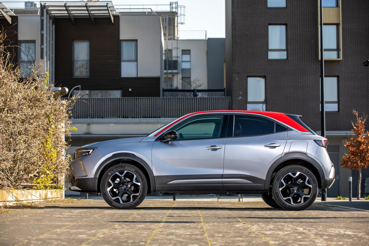 Photo 12 - opel mokka 2021 elegance gris toit rouge - Essai Opel Mokka ...
