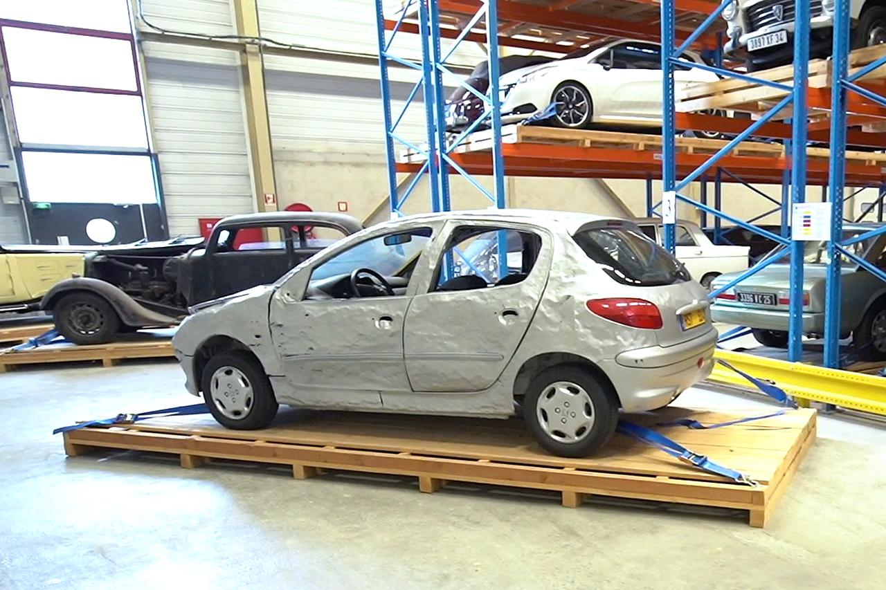 Photo 10 - Peugeot 206 pub indienne réserves Peugeot - Peugeot. Les ...