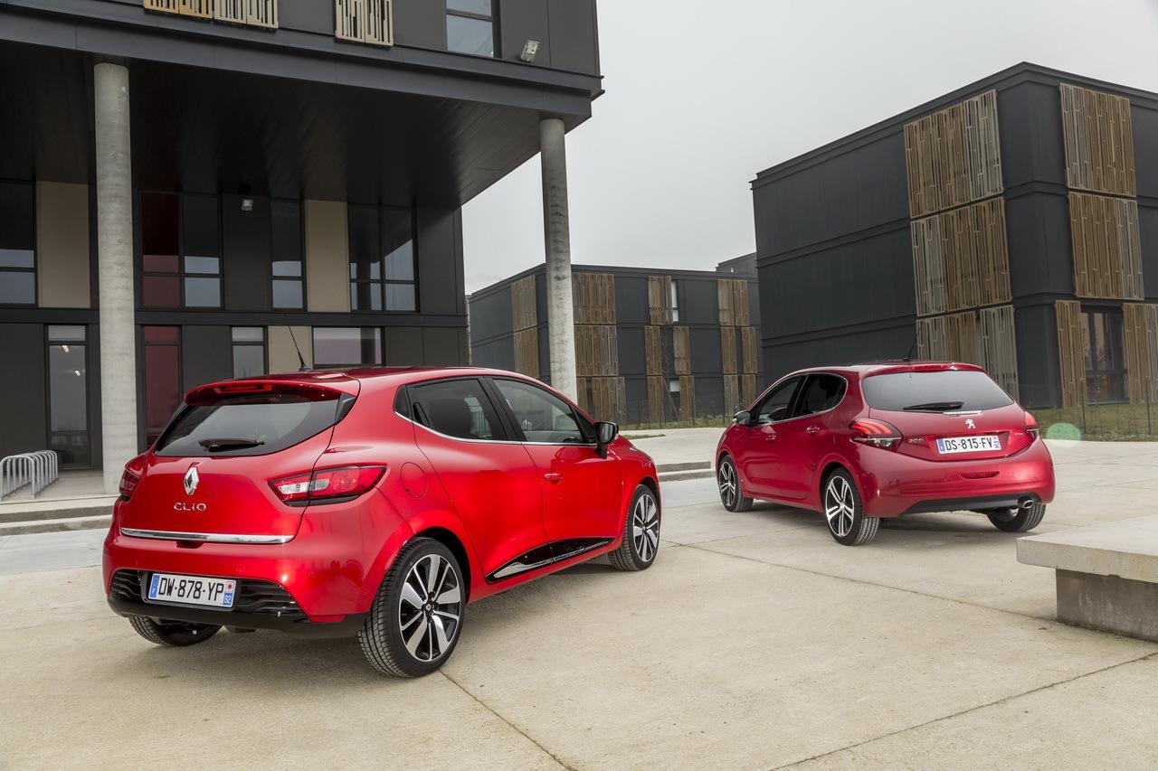 Photo 4 - clio et 208 vue de dos - Essai comparatif Renault Clio face à ...