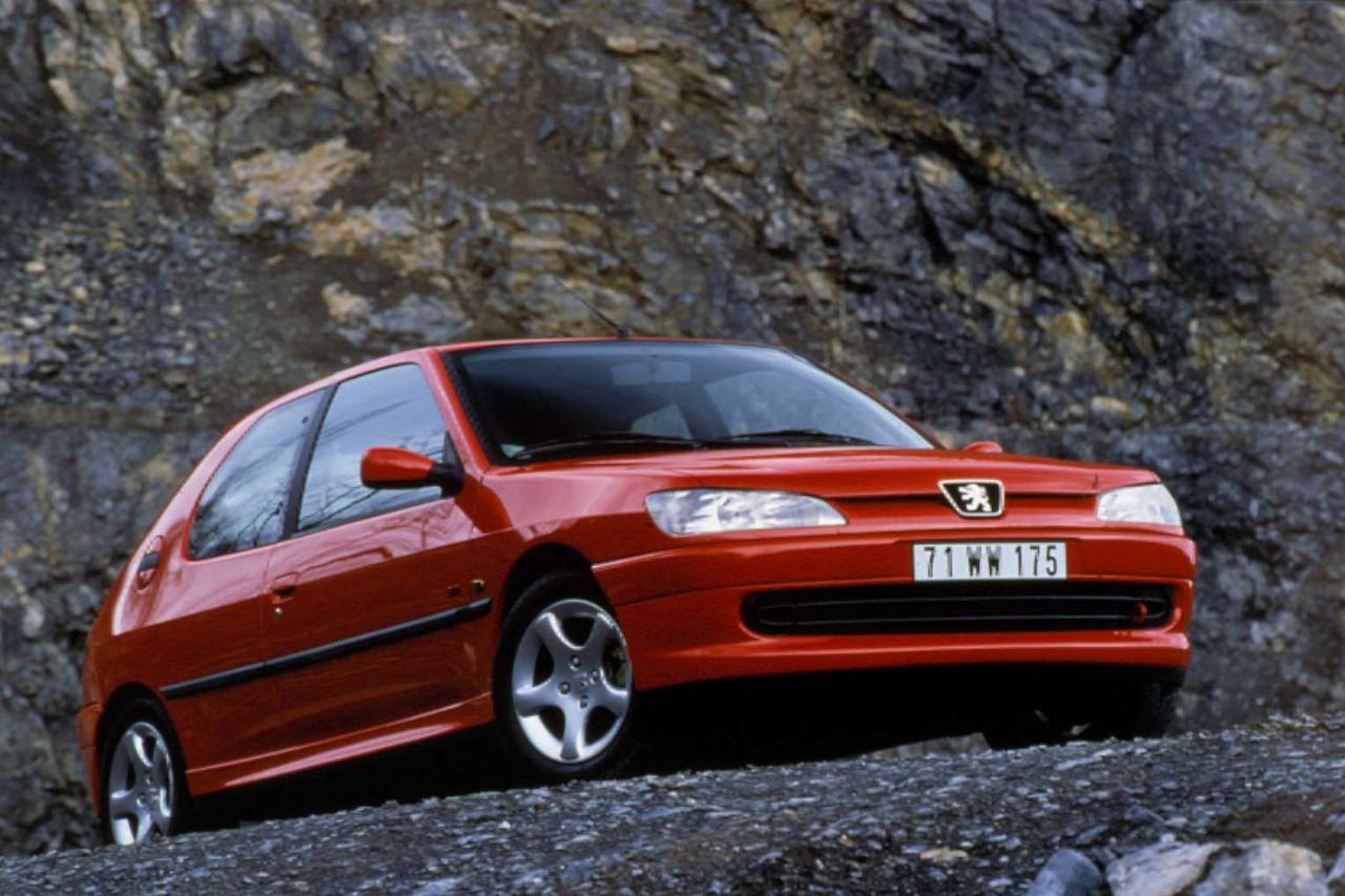 Diaporama et photos - Compactes Peugeot "300". L'évolution de la 304 à ...