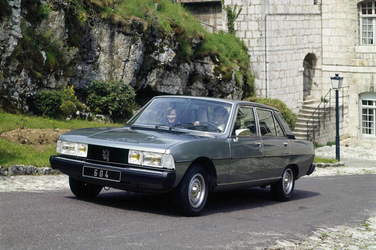 Photo 10 - Peugeot 604 - 210 ans de Peugeot. Elisez votre modèle préféré